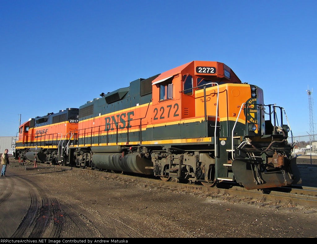 BNSF 2272